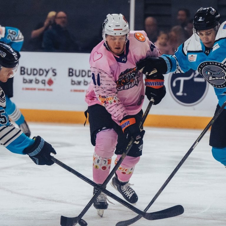 Ice Bears drop late decision at home 4-2 - Knoxville Ice Bears